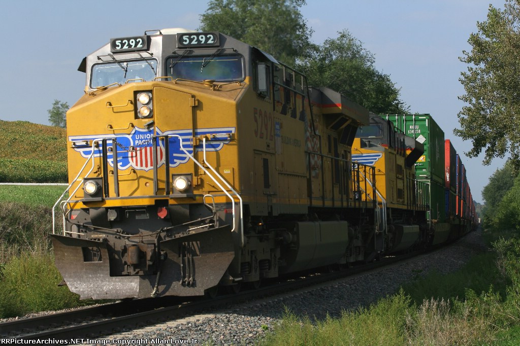 UP 5292 west KG1LA-10